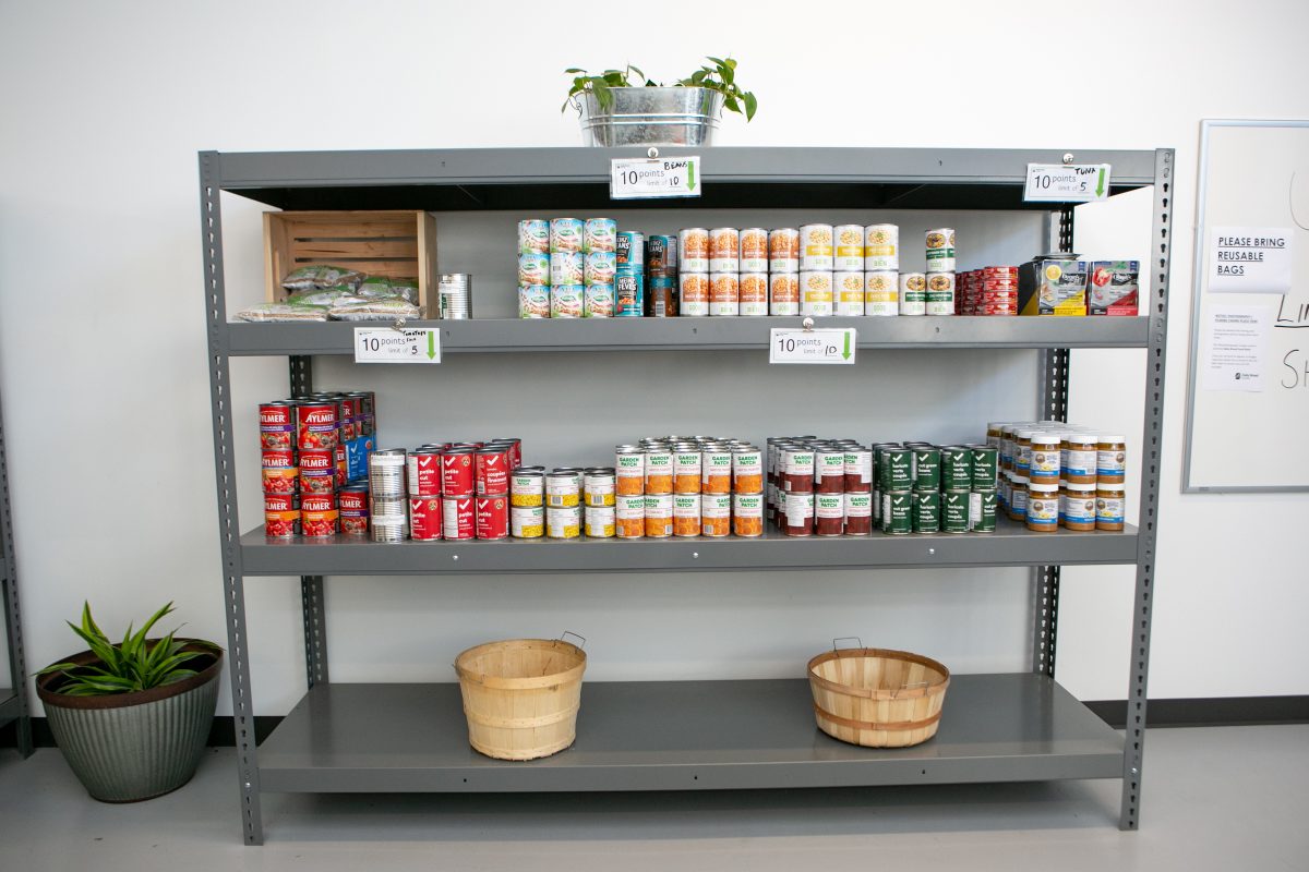 Accessing a Food Bank for the First Time: What You Need to Know • Daily ...